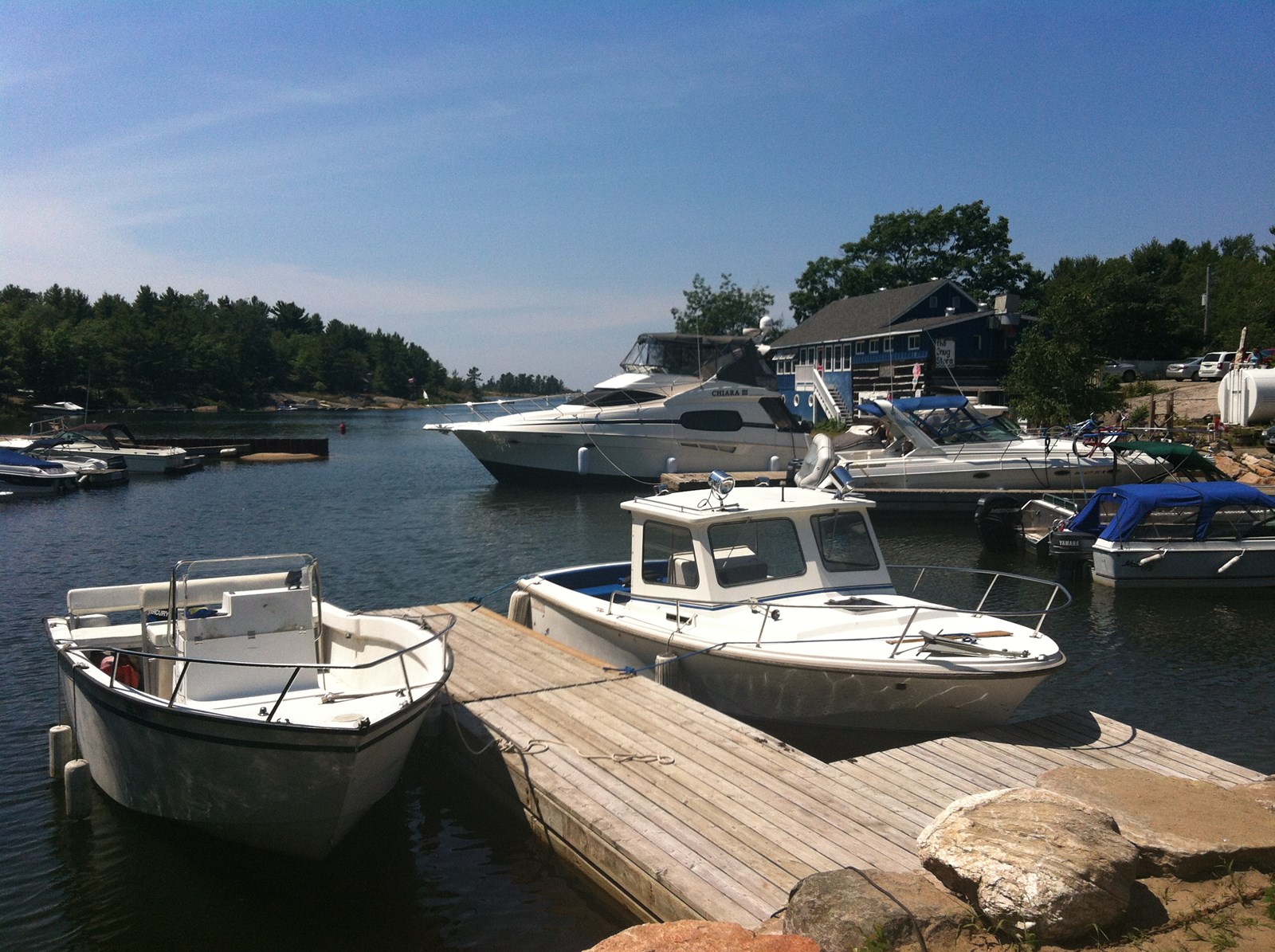 The Marina | Gilly's Snug Harbour Restaurant & Marine